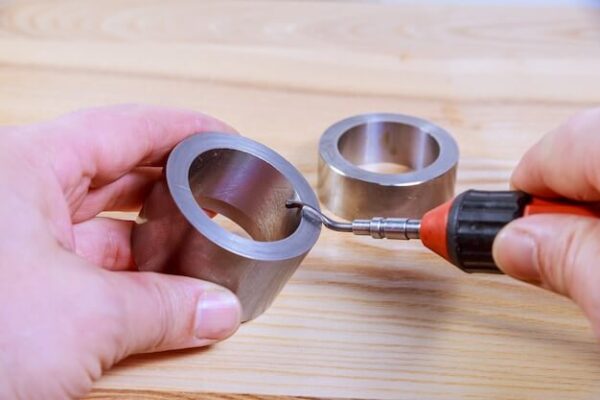 How To Cut Flexible Electrical Conduit? | Ctube