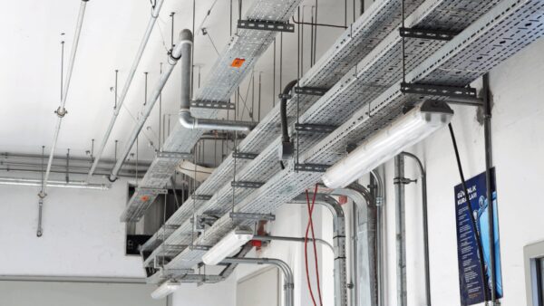 Electrical Raceway Vs. Electrical Conduit Key Differences And ...